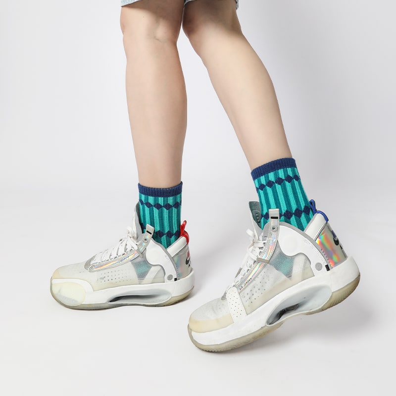 Blue Tide Socks | TheSockWave
