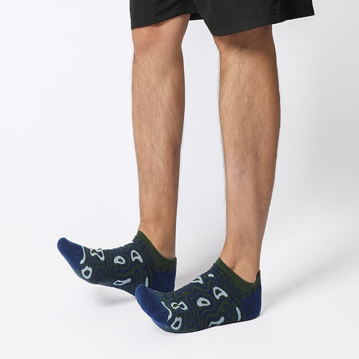 Cellular Structure Socks | TheSockWave