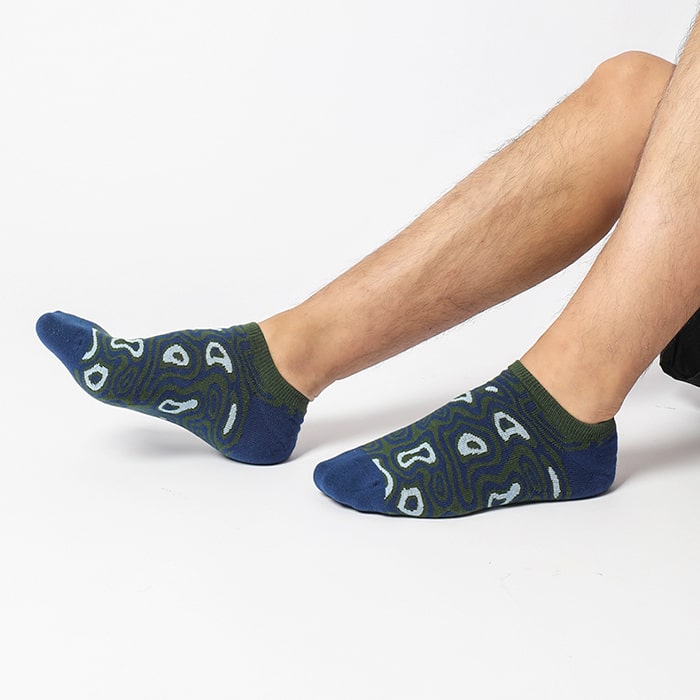 Cellular Structure Socks | TheSockWave