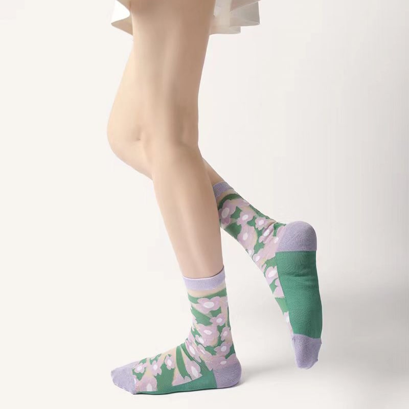 Purple Flower Stockings | TheSockWave