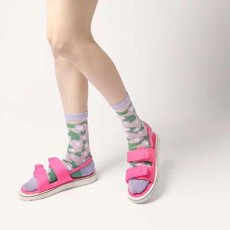 Purple Flower Stockings | TheSockWave