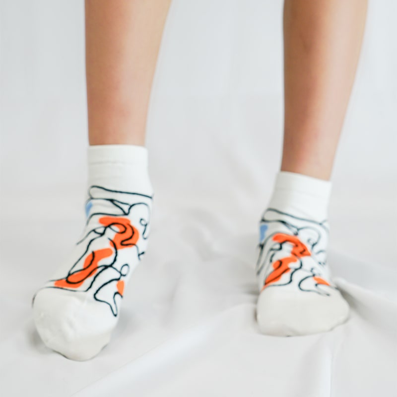 White Crew Socks | Simple Contour Sock | TheSockWave