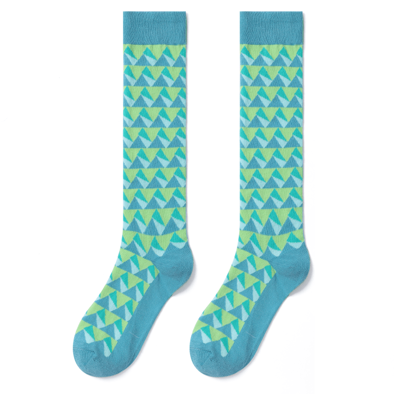Triangle Mosaic Socks | TheSockWave