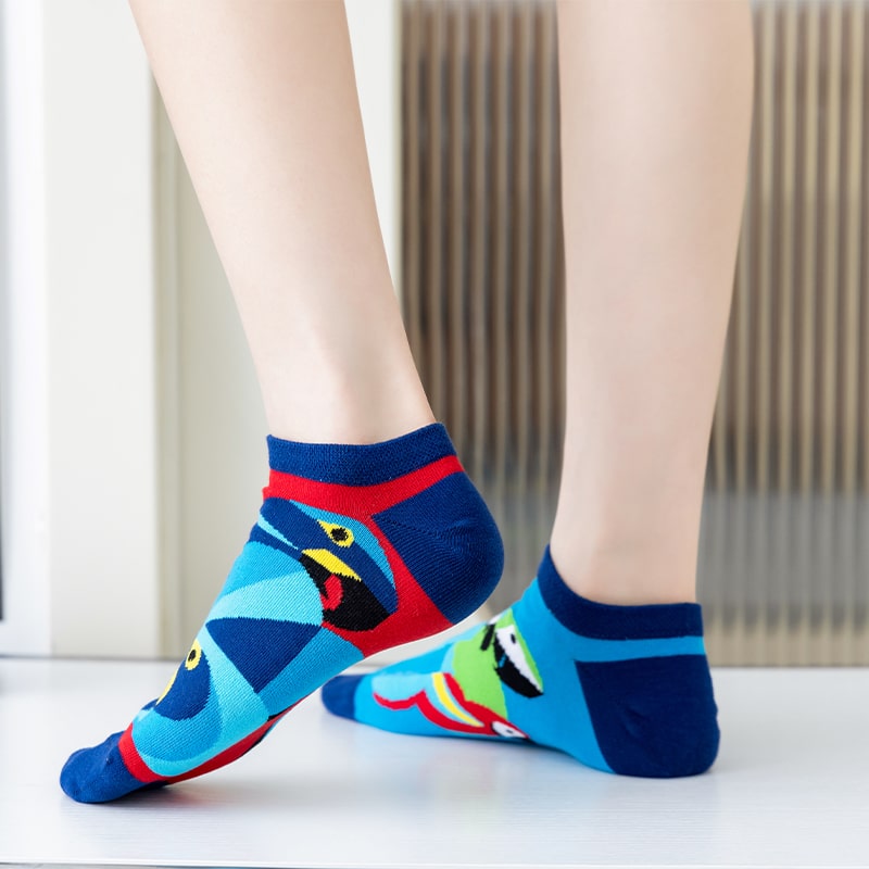 Twin Blue Parrot Socks | TheSockWave